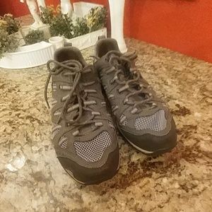 Merrell | Shoes | Merrell 95 Gray Tennis Shoes | Poshmark